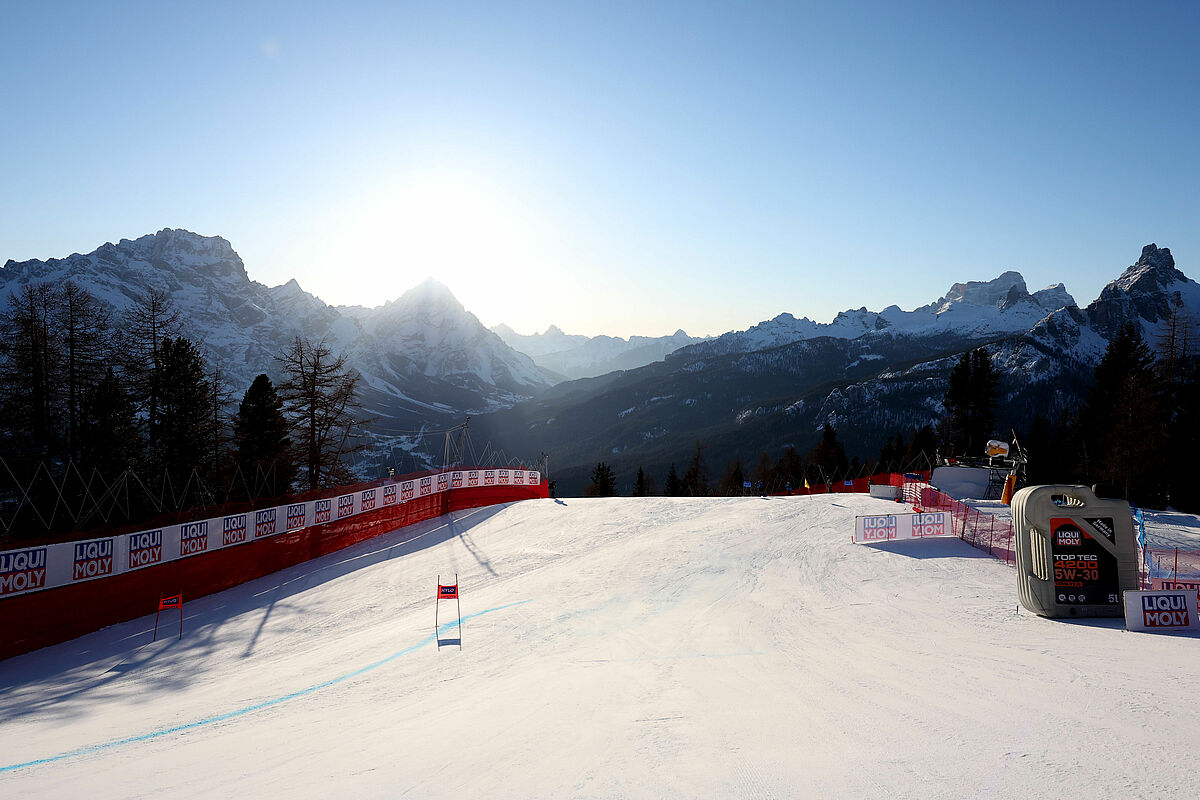 Our blue-red-white world brand at the World Cup in Cortina | LIQUI MOLY