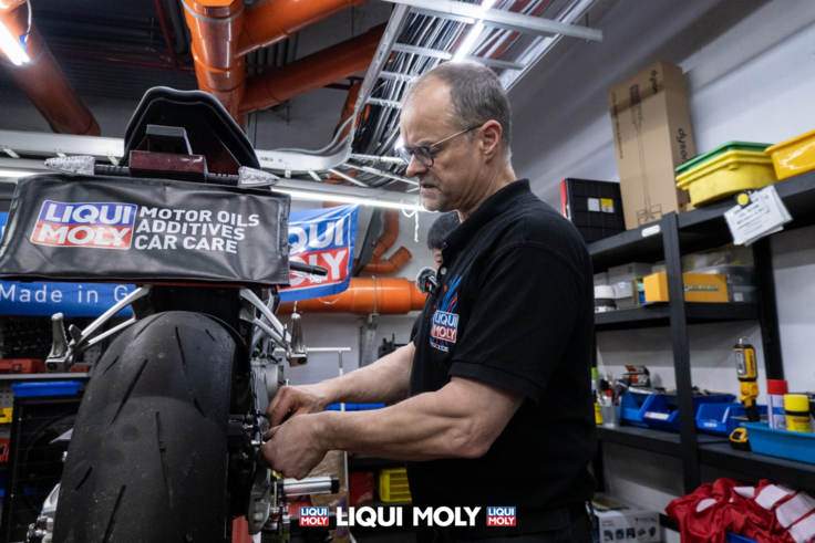 Motor oils, additives and car care from LIQUI MOLY | LIQUI MOLY